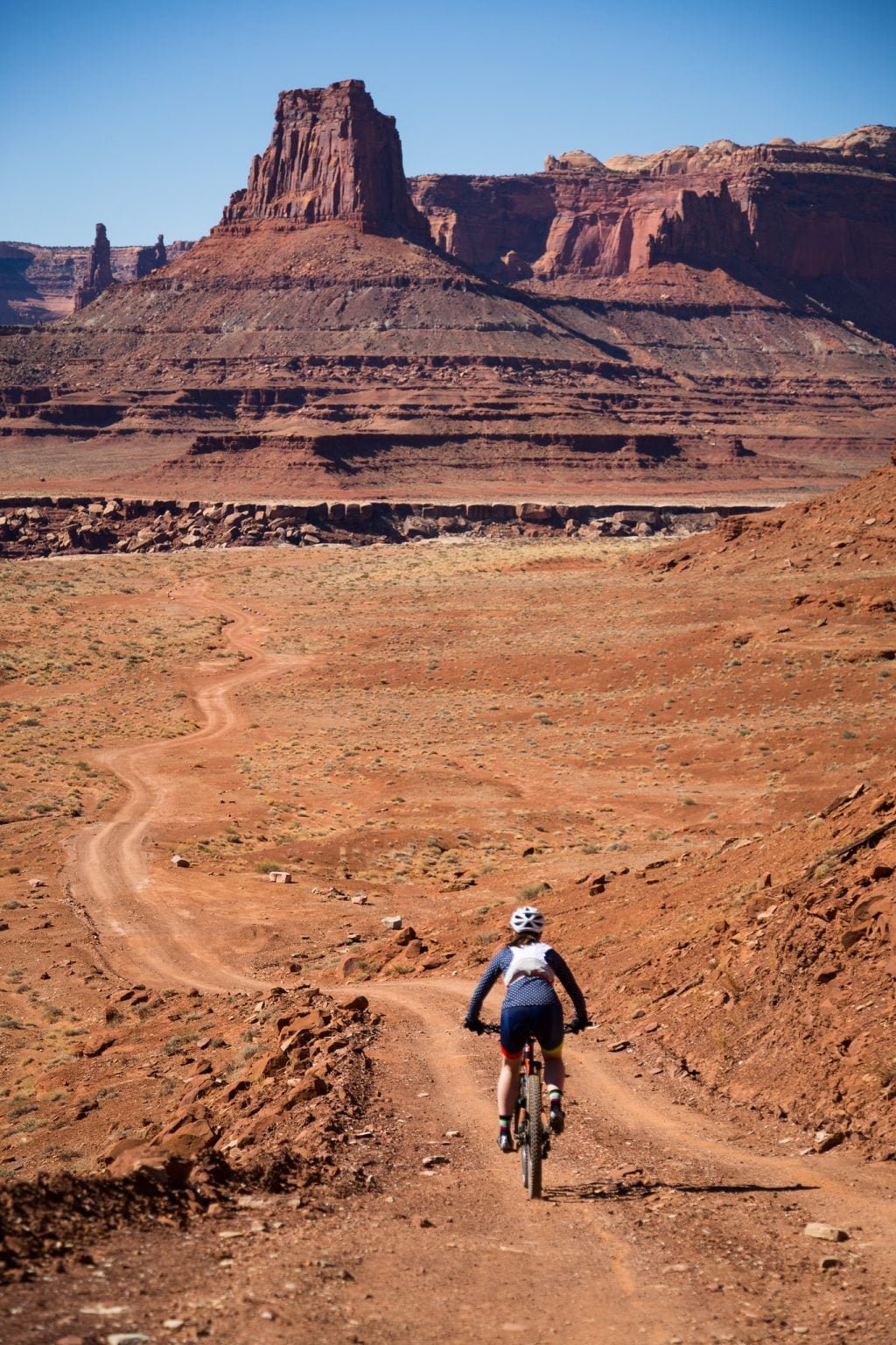 White Rim Road: The Complete Guide to Camping, Hiking, and 4x4ing in ...