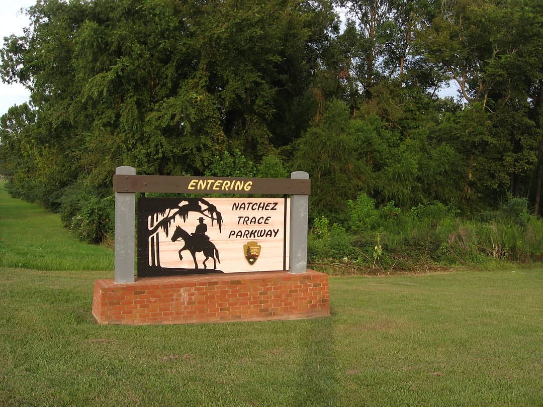 The Natchez Trace Parkway: The Ultimate Recreational Scenic Road Trip ...